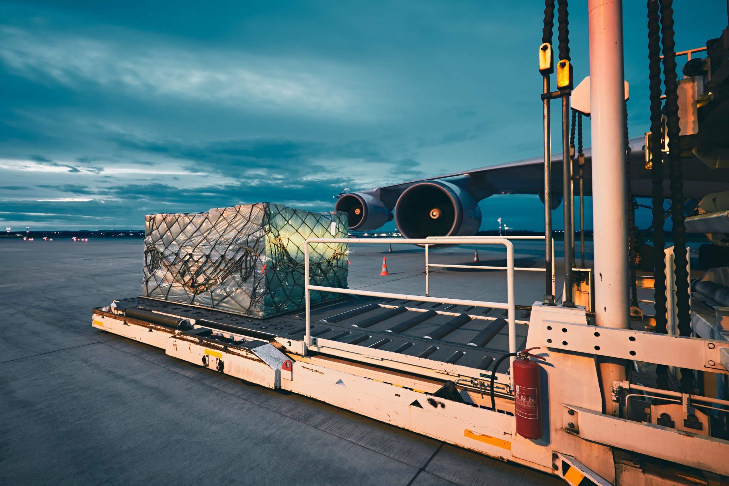 Heavy and Outsize Air Cargo Charter for Large Shipments